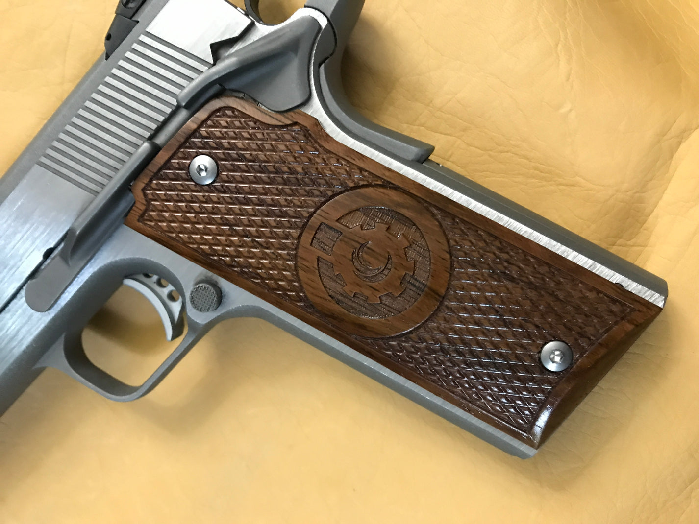 Coonan Full Size 357 Classic or Model B Grips - w/Checkering - Nicarag ...